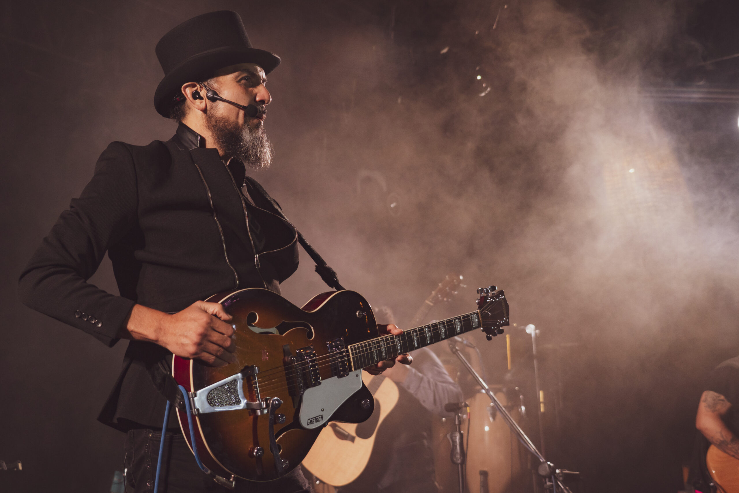 Reyli Barba alcanza los 4 millones de escuchas en Spotify - ONErpm Blog